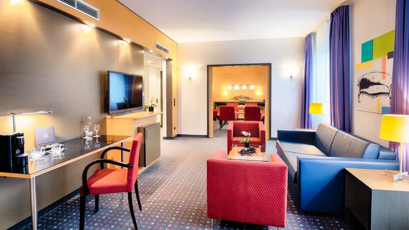 Rooms and Suits | Ramada® Hotels